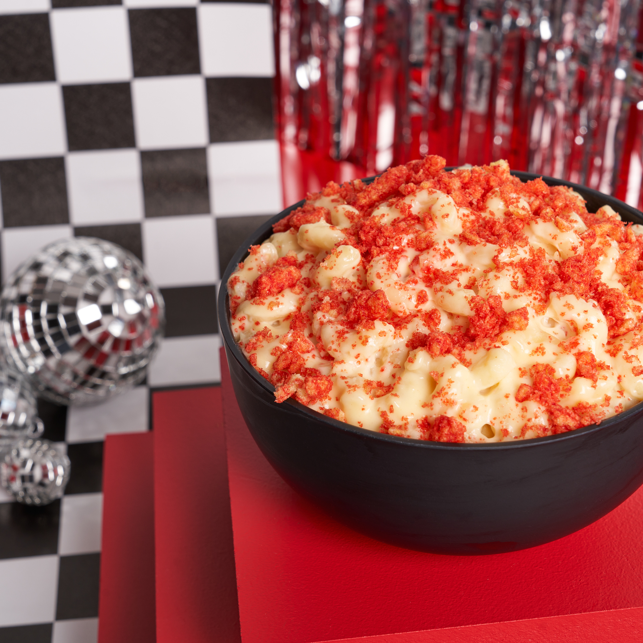 CHEETOS® FLAMIN HOT® Mac & Cheese | FLVR