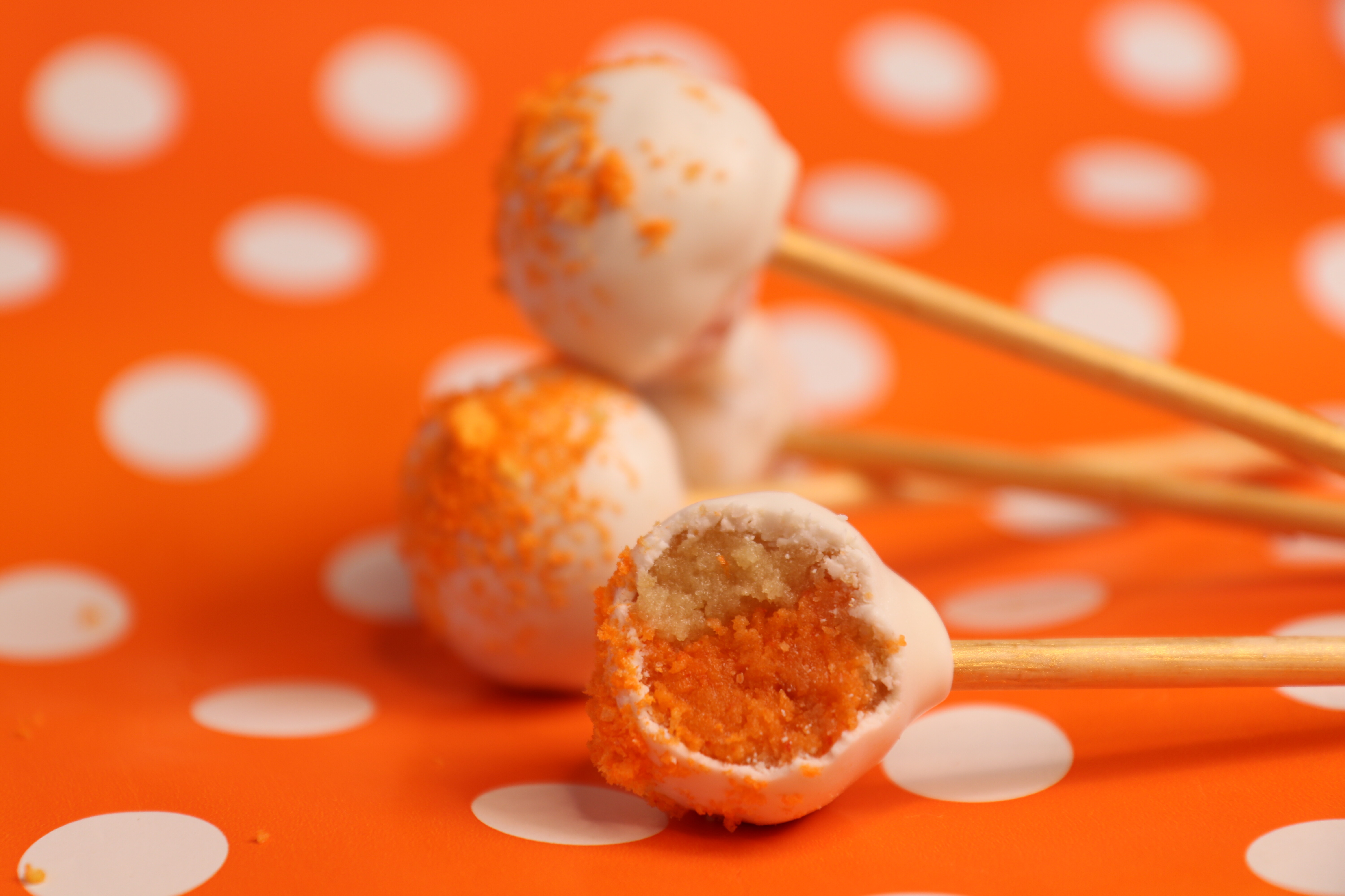 CHEETOS® White Chapel Cake Ball Truffles | FLVR