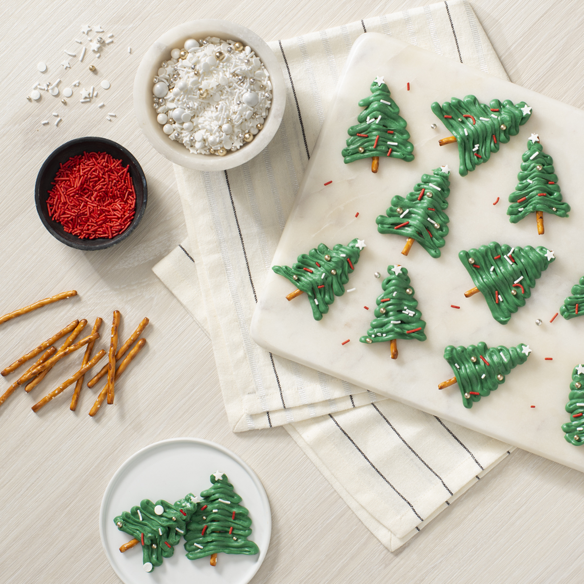 ROLD GOLD® Pretzel Christmas Trees | FLVR